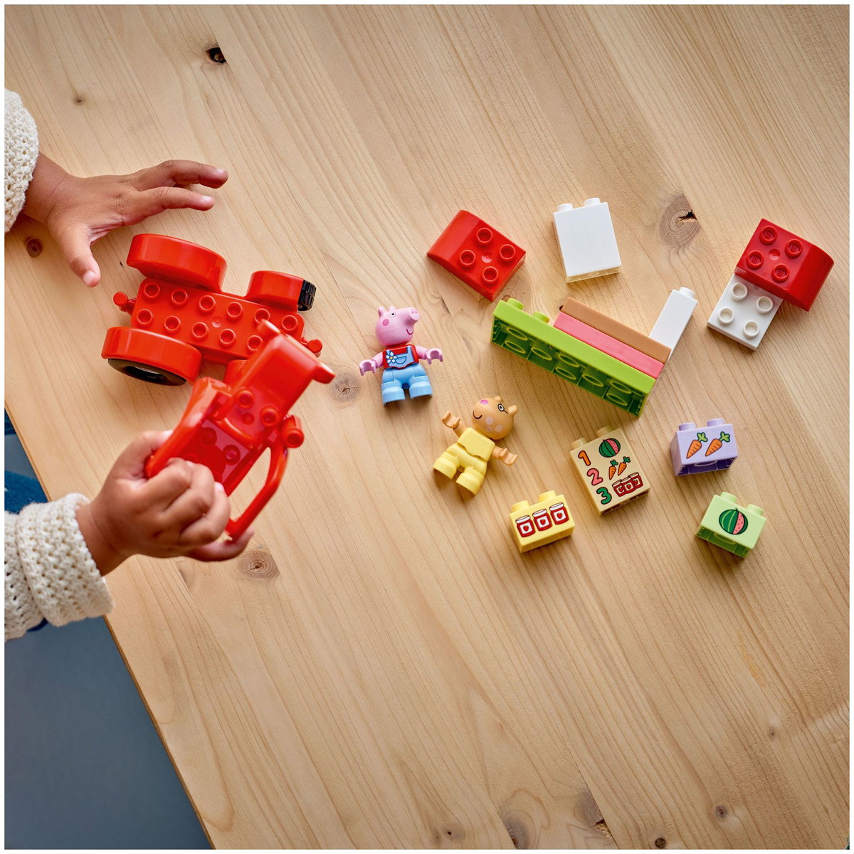 LEGO DUPLO Peppa Pig Trattore e bancarella - Compra