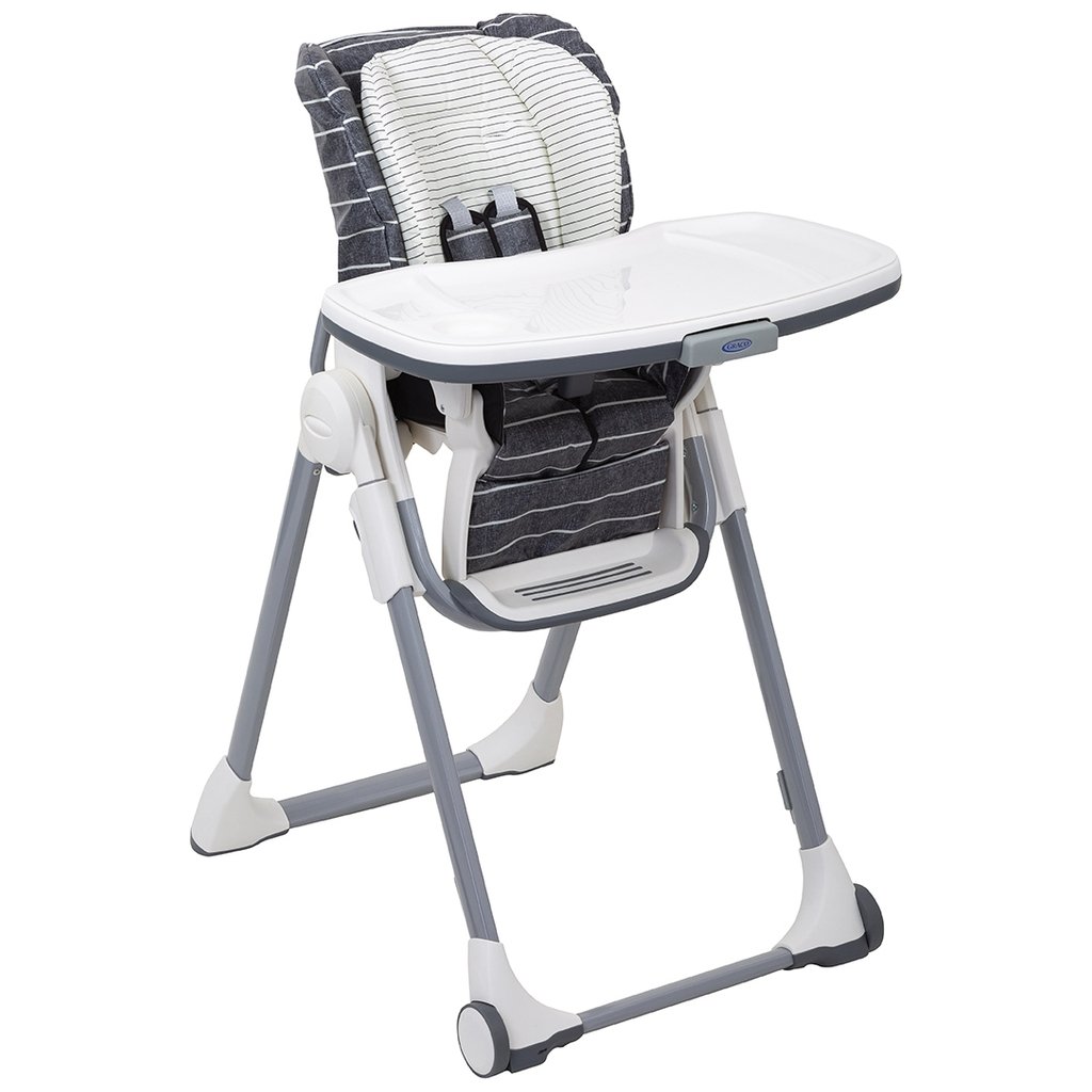 Graco Swift Fold high chair - space-saving and easy to fold up